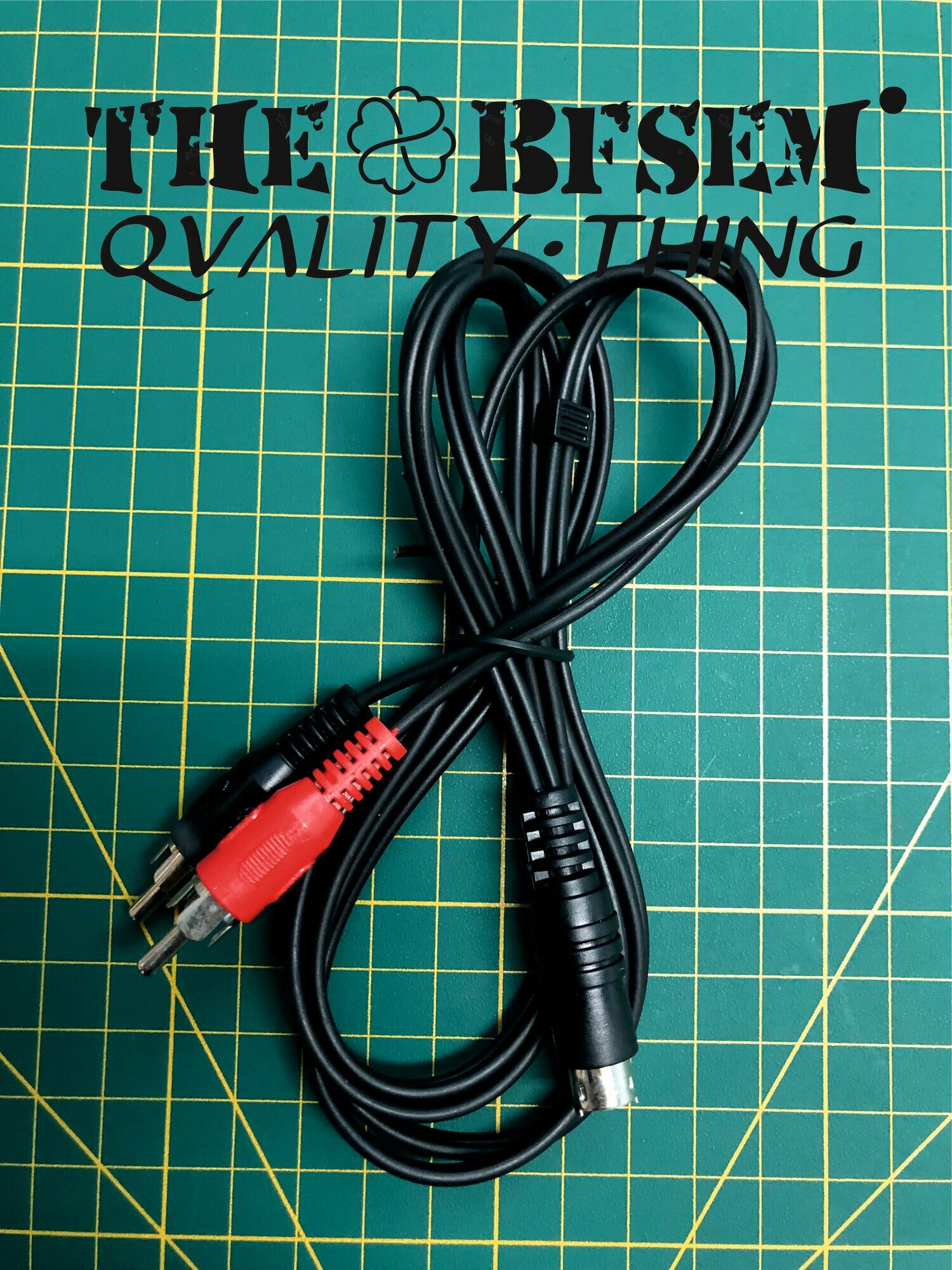 Шнур DAYTON DIN 4-pin (S-video) - 2 x RCA "шт"/ 1.0 м