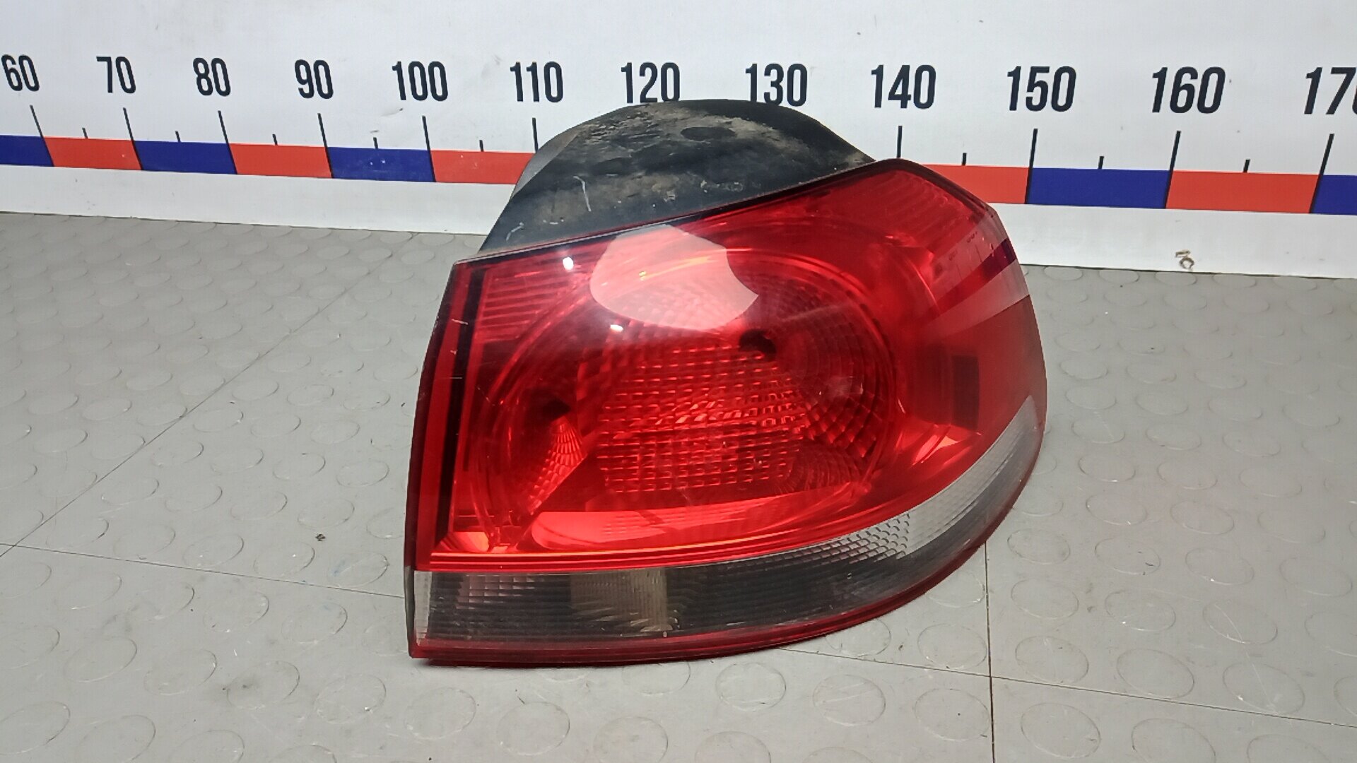 Фонарь задний правый VOLKSWAGEN GOLF 6, Номер 5K0945096N, 5K0945096E