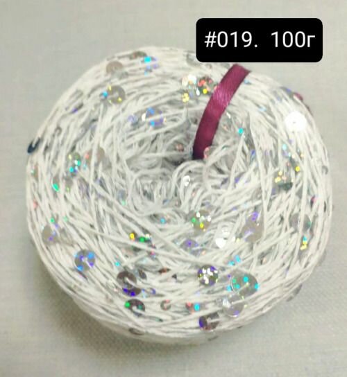 Королевские пайетки 3+6 мм на хлопке - 019 кремовый с голографическими пайетками (100м)