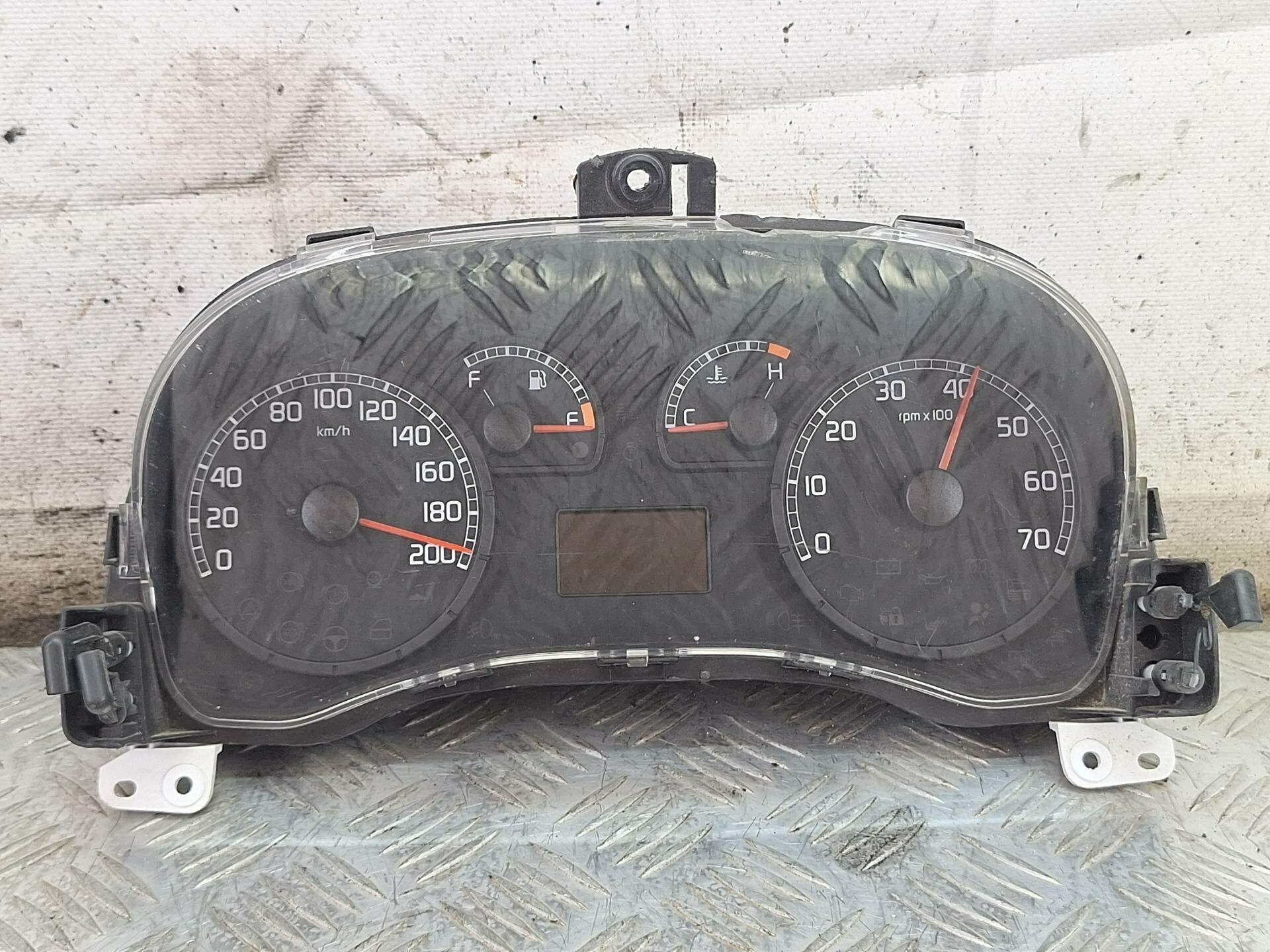 Панель приборов (щиток) Fiat Punto 2 рест. 2005 46833368