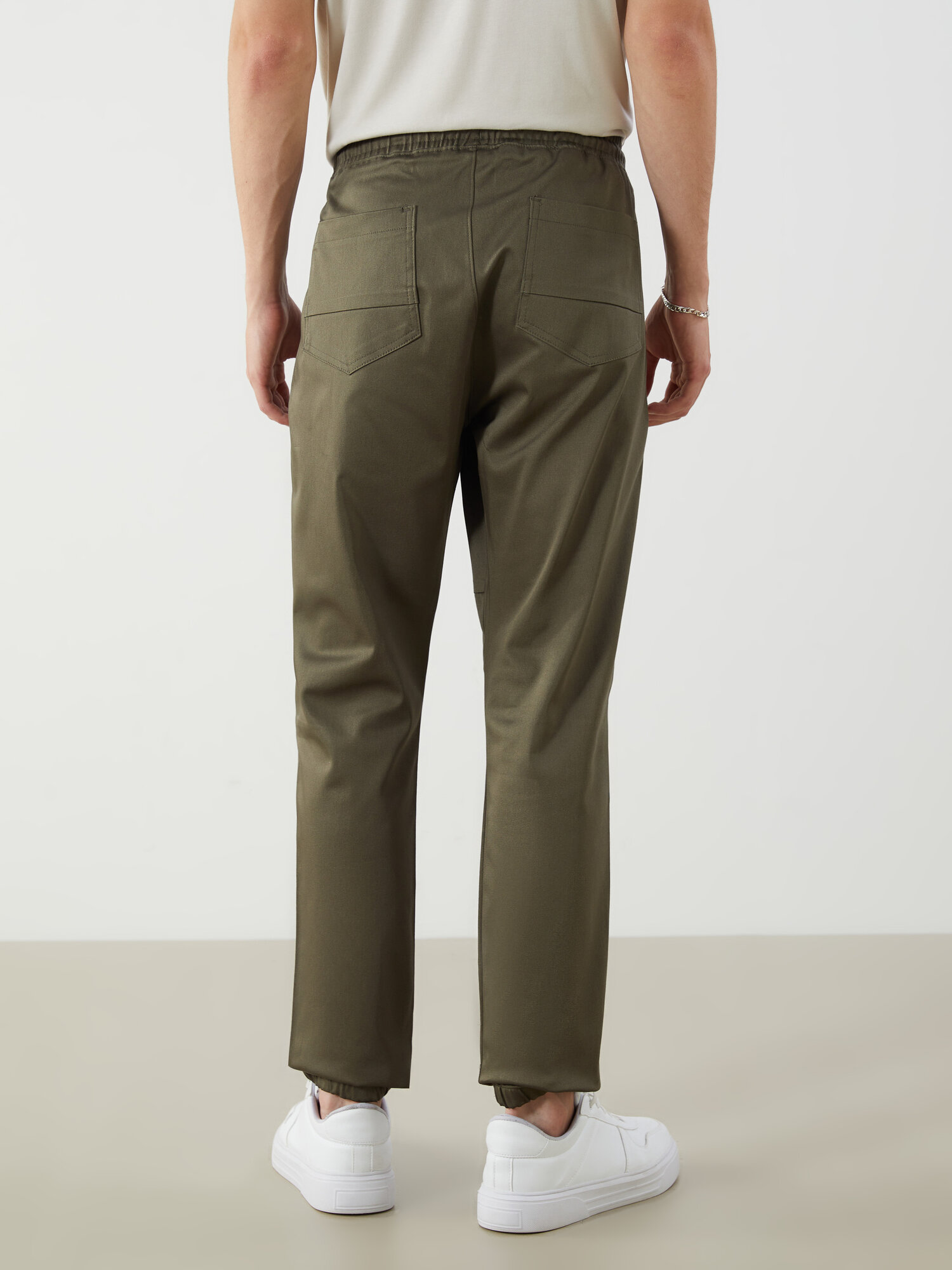 Брюки джоггеры