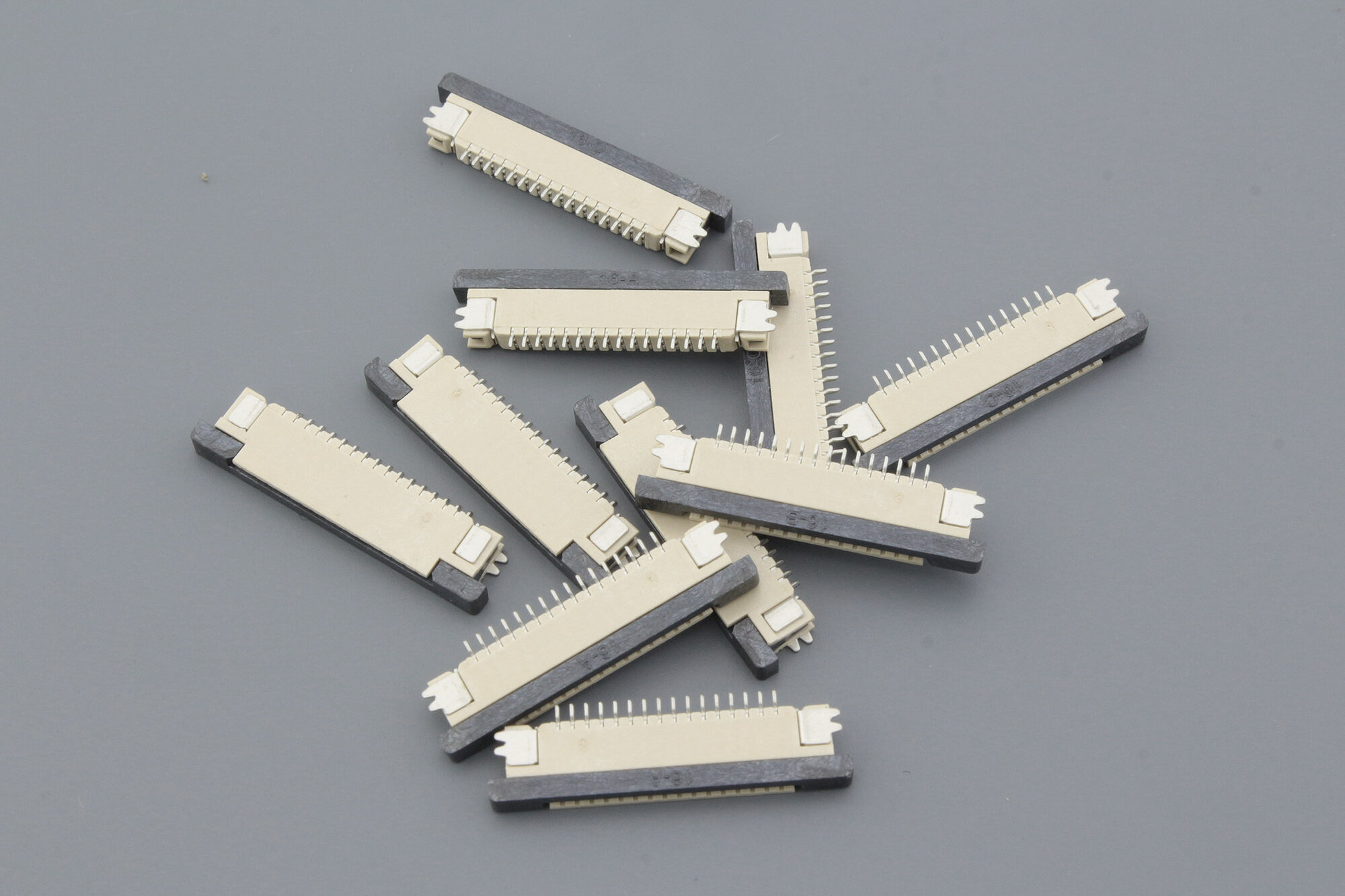 Разъем FPC Half Coverage Top Contact 0.8K-BS-16PWB 16 pin высота 2мм шаг 0,8мм 10 шт