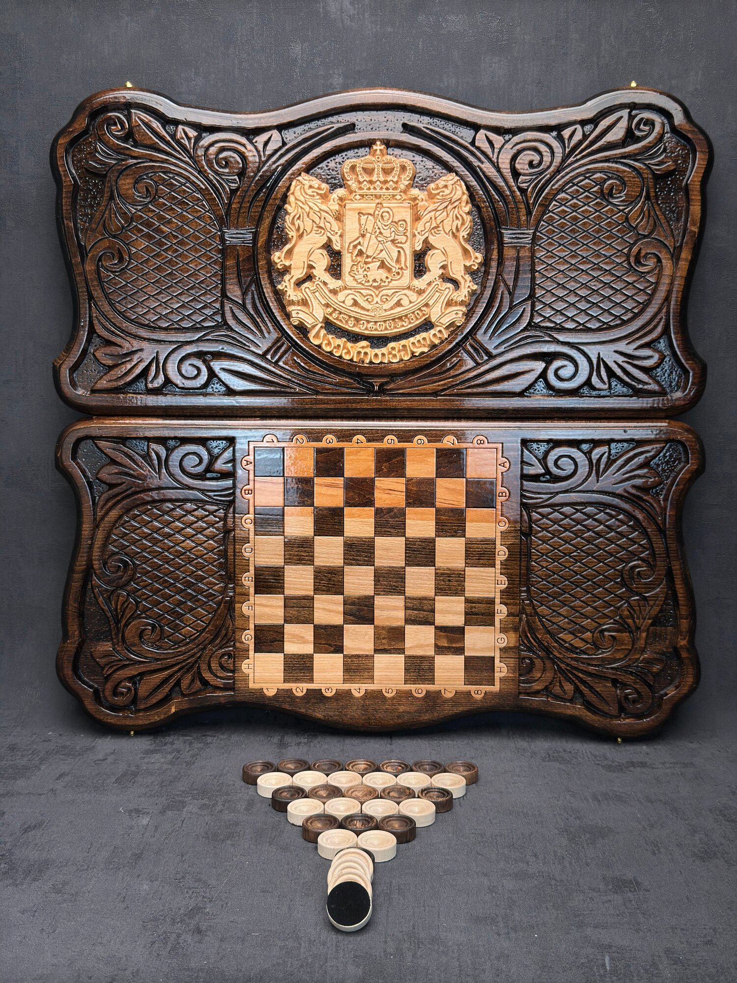 Нарды "Герб Грузии", дерево, резьба, ручная работа, 60х60 см