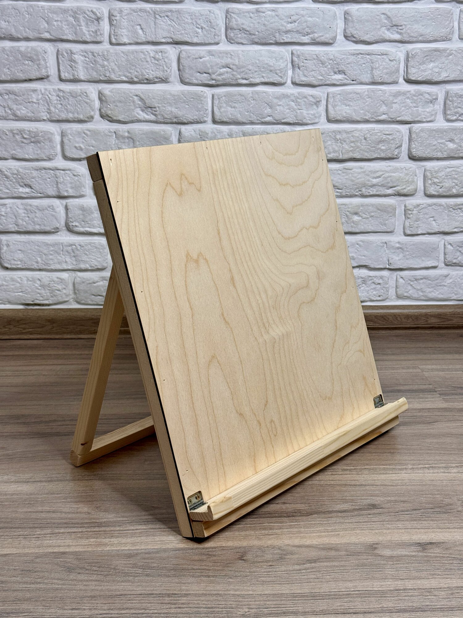 Мольберт настольный А3