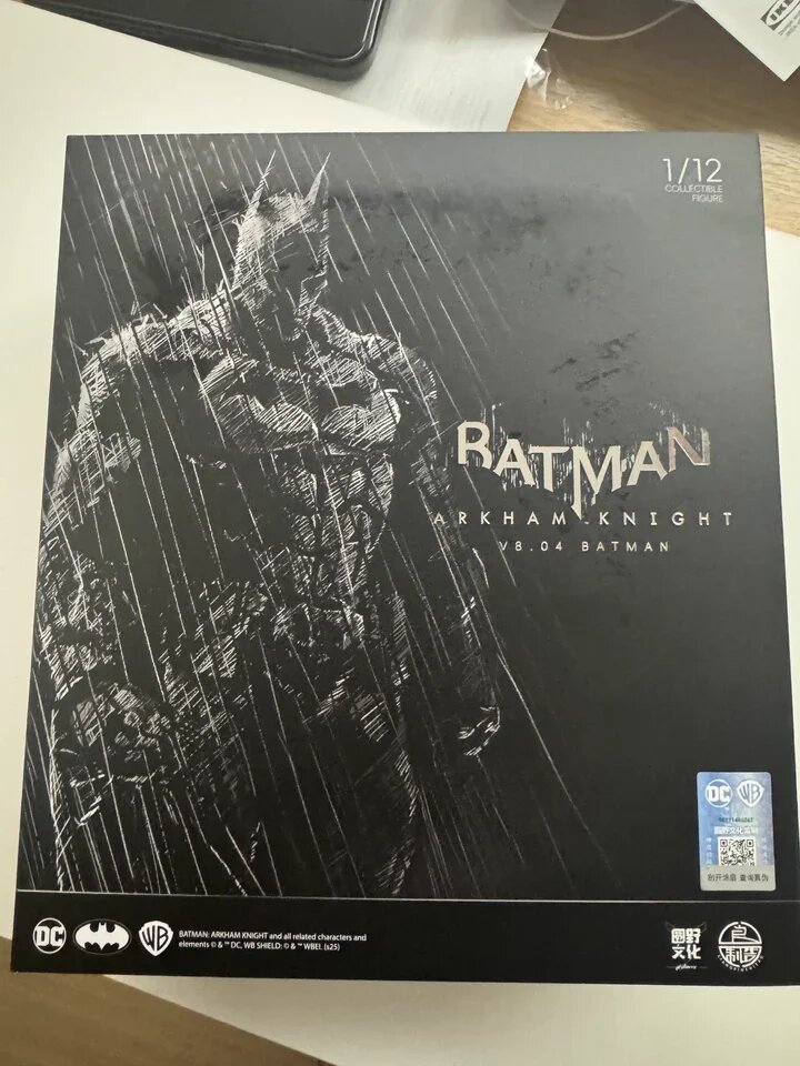 Фигурка Бэтмена Bandai 1/12 Arkham Knight