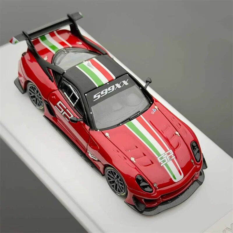 Модель Ferrari 599XX EVO 1:64, Red no.52
