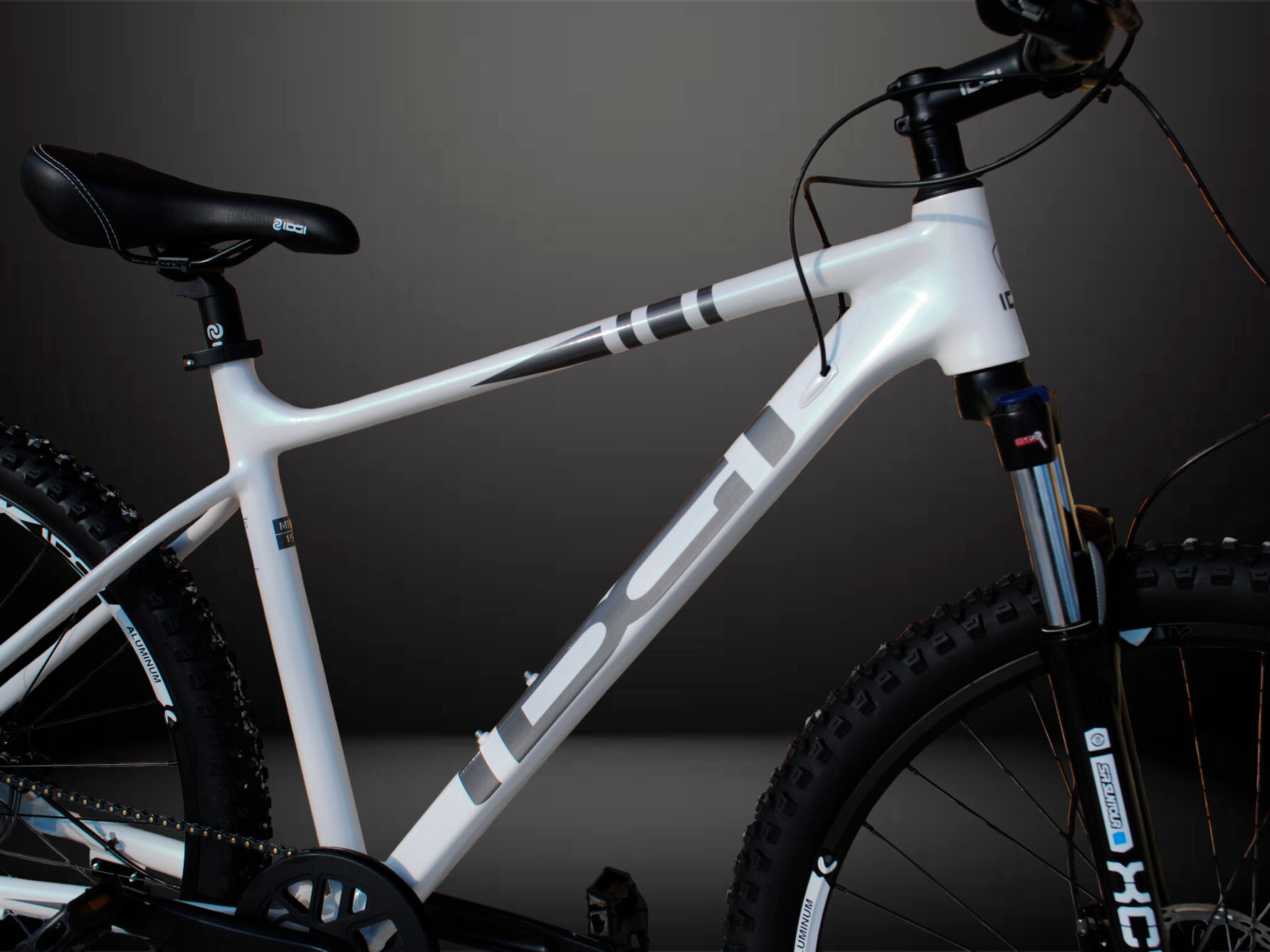 Велосипед горный IDGI VS 27.5- Shimano Altu-8, SUNTOUR XCT-100, Кассета, Гидравлика, Полированные швы,