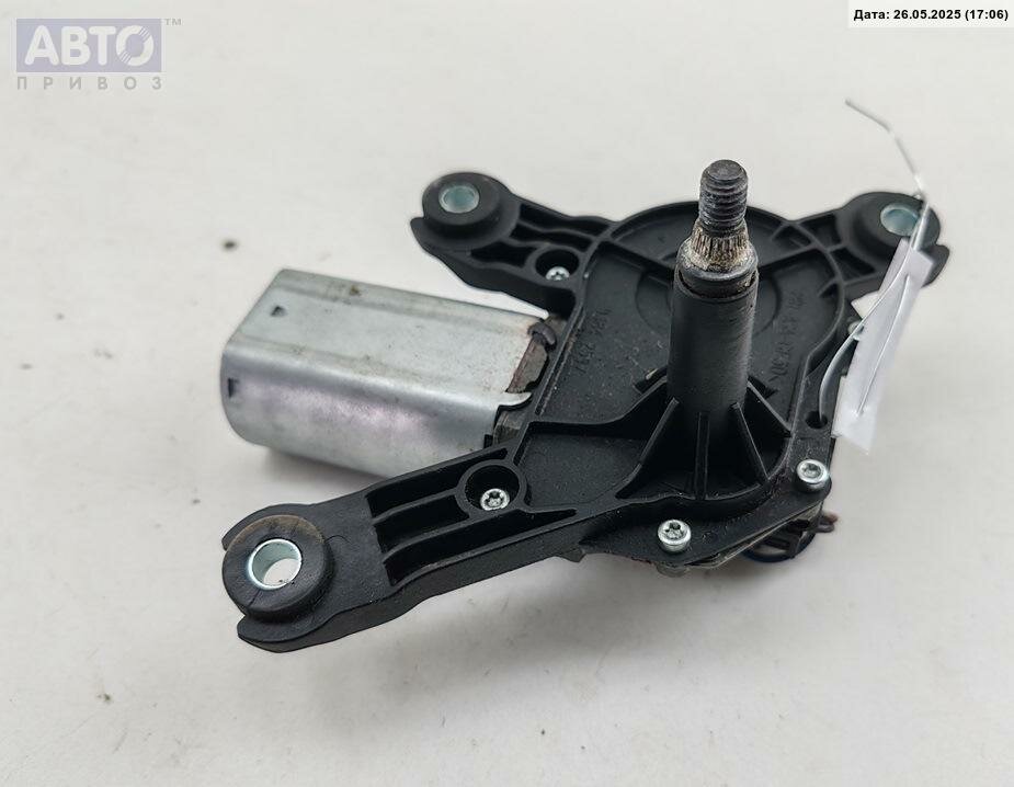 Двигатель стеклоочистителя заднего (моторчик дворников) Opel Vectra C (2002-2008)