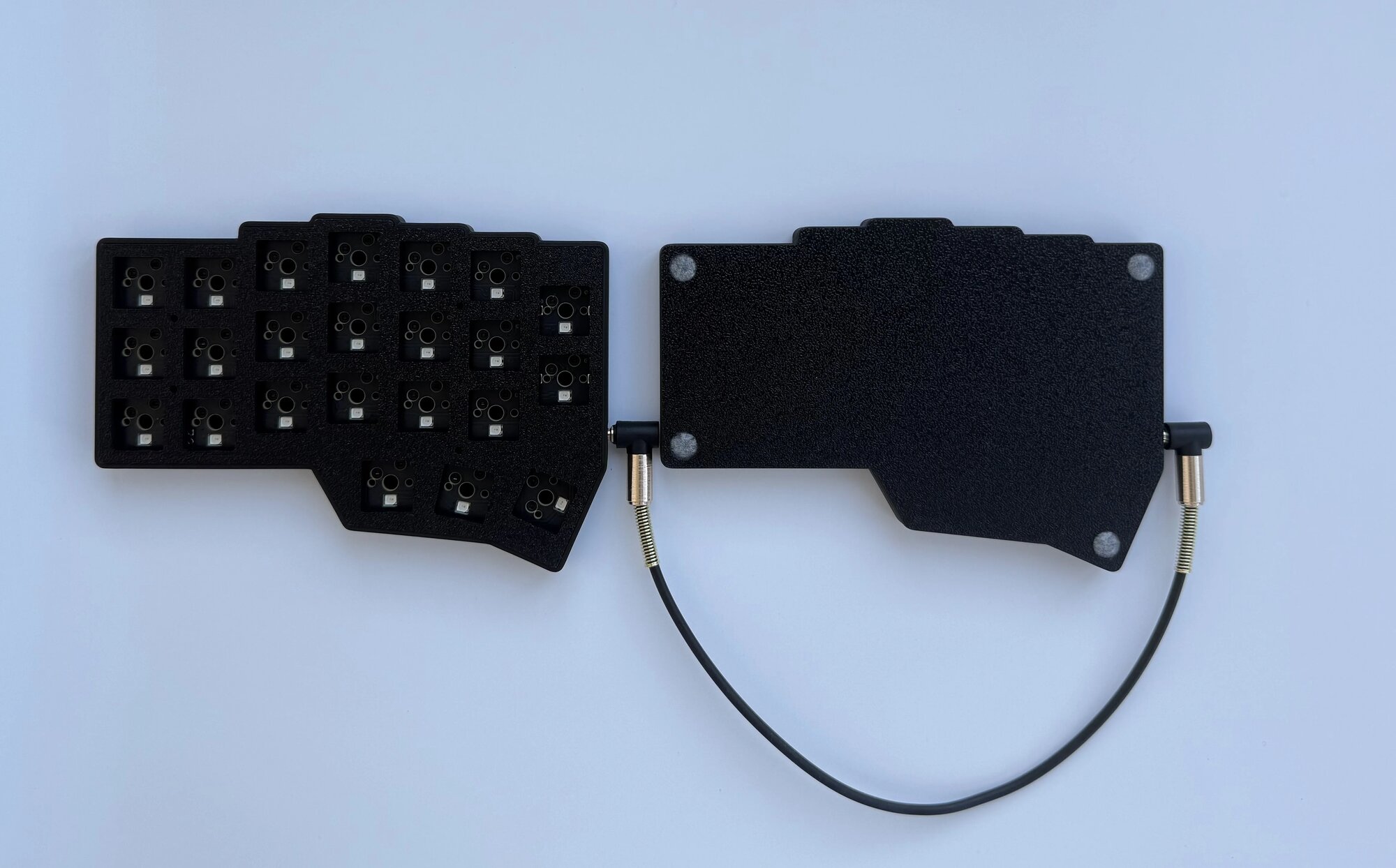 Corne Crkbd V4.1 Разделенная клавиатура Проводная RGB с возможностью горячей замены Специальная поддержка Qmk/Via Corne V4.1 Разделенная клавиатура Комплект для ПК Аксессуары Подарки, Black kit, cherry