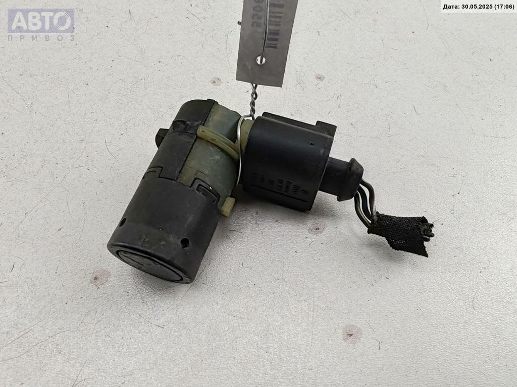 Датчик парковки (парктроник) передний Audi A6 C5 (1997-2005)