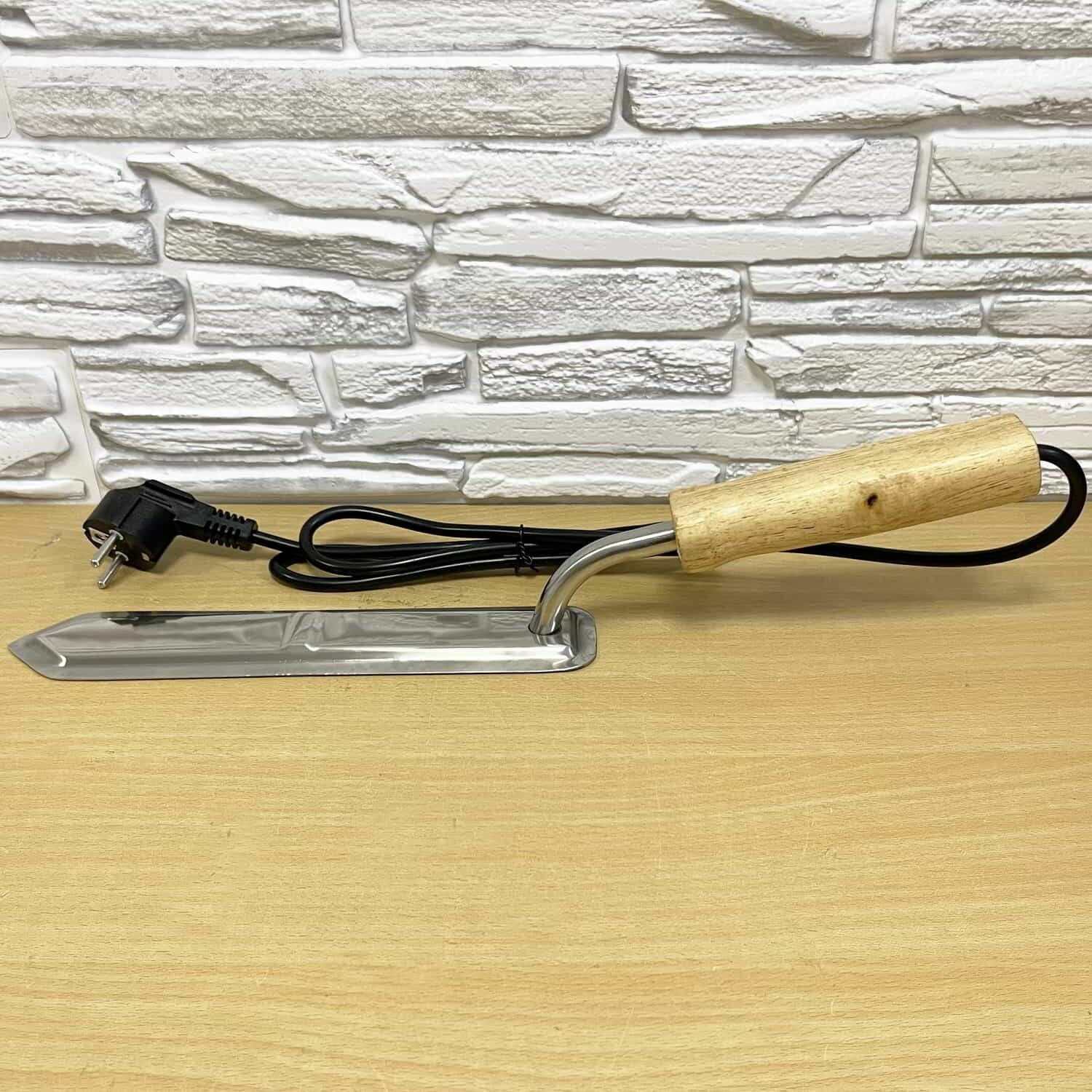 Нож пасечный электрический Beeprofi для распечатки сот (мощность 150 Вт, питание 220 В, длина электрошнура 2 метра)