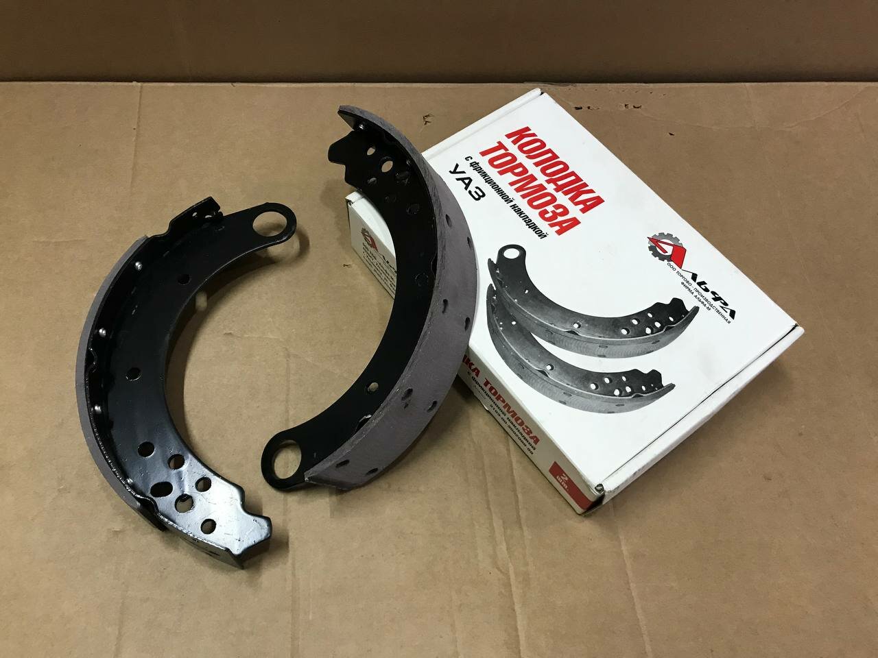 Колодки тормозные задние УАЗ Патриот 3163, УАЗ 469, Хантер 3151