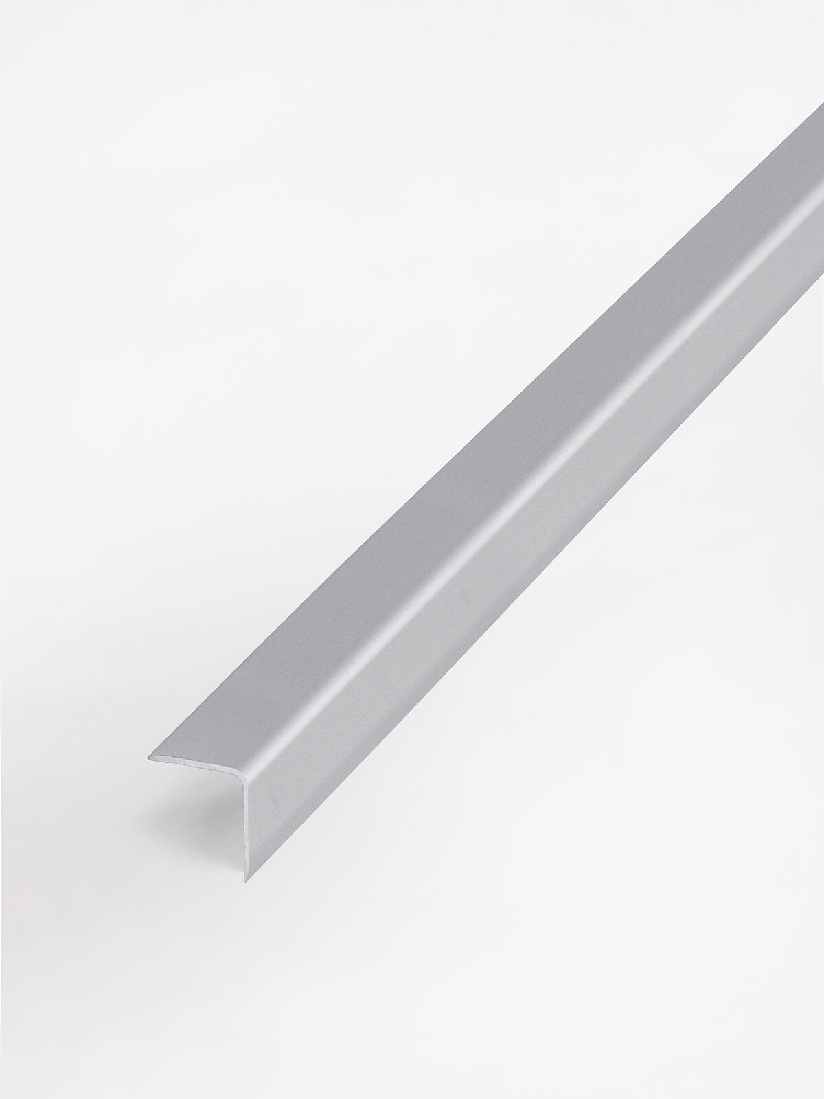 Уголок алюминиевый 15x15 мм, длина 2,7 м, профиль угловой внешний Профиль-ОПТ ПН-15x15, серебро матовый 02