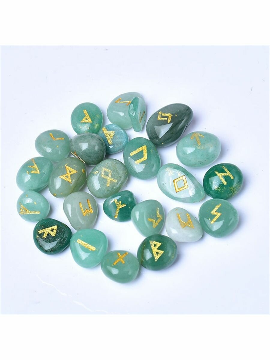 25 рун из розового кварца неправильной формы