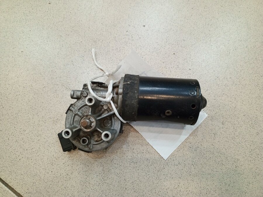 Моторчик стеклоочистителя передний от Peugeot 206 1998-2012