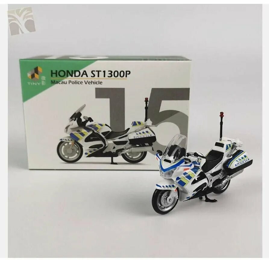 Полиция Макао Honda ST1300P Мотоцикл 1 / 43 литый под давлением