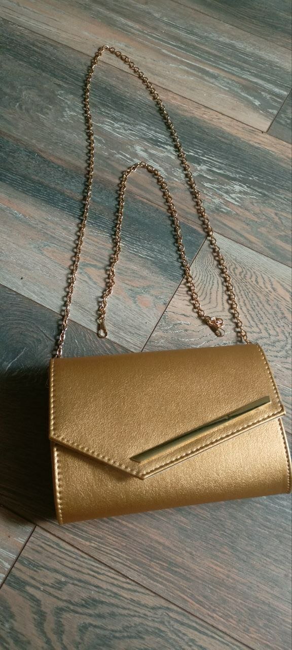 Сумка клатч  Клатч синий среднего размера кожаный