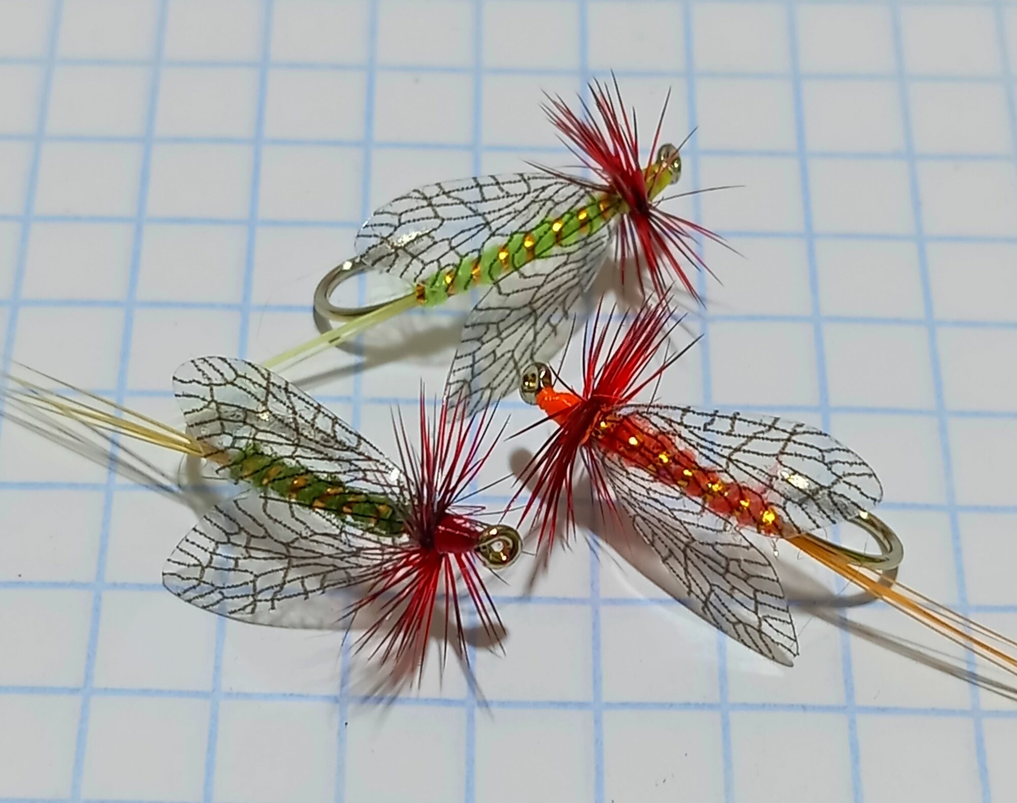 Мушка для ловли хариуса и другой рыбы. На одинарном крючке. Набор 3 штуки.