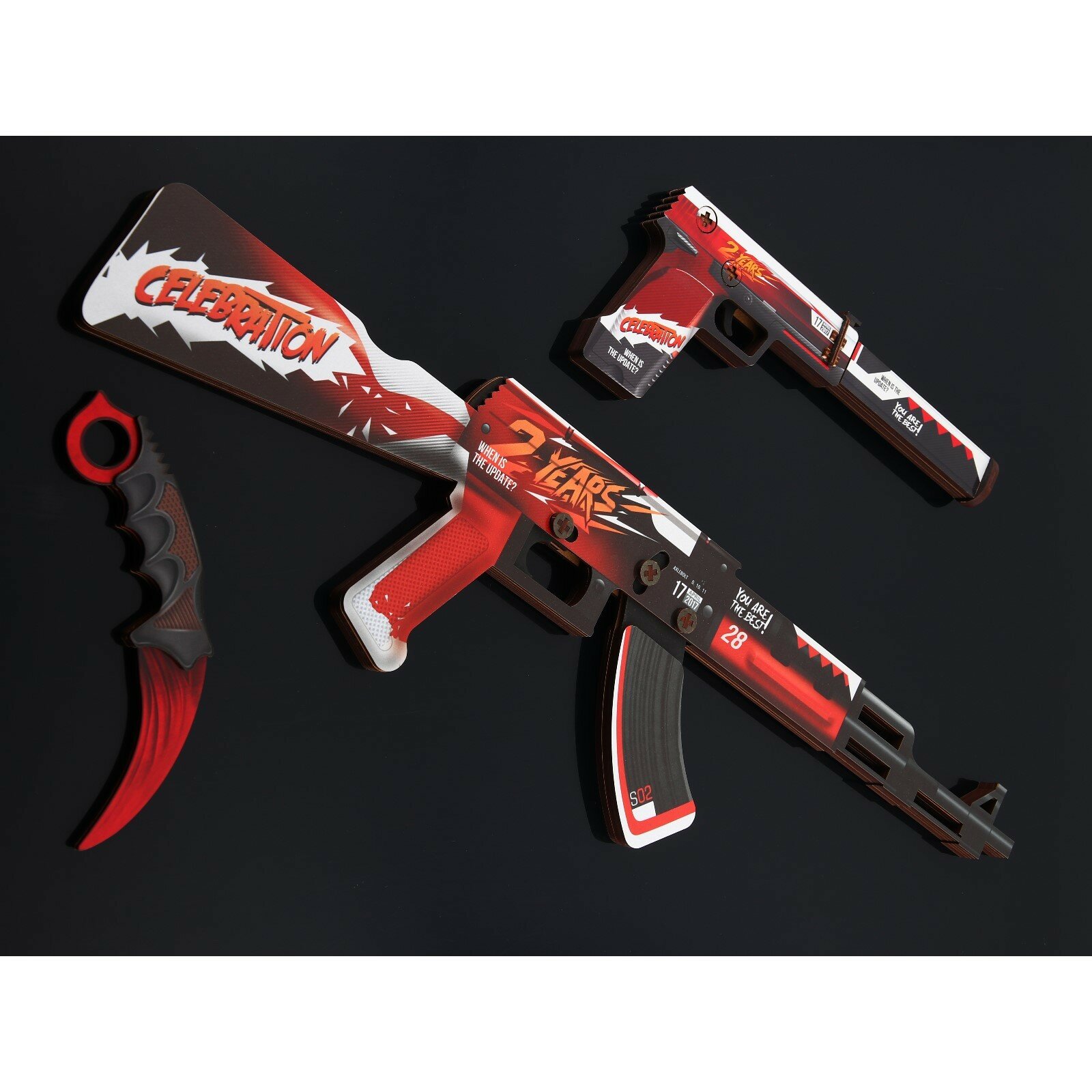 Набор сувенирного оружия Red, автомат, пистолет с глушителем, керамбит, 3 шт.