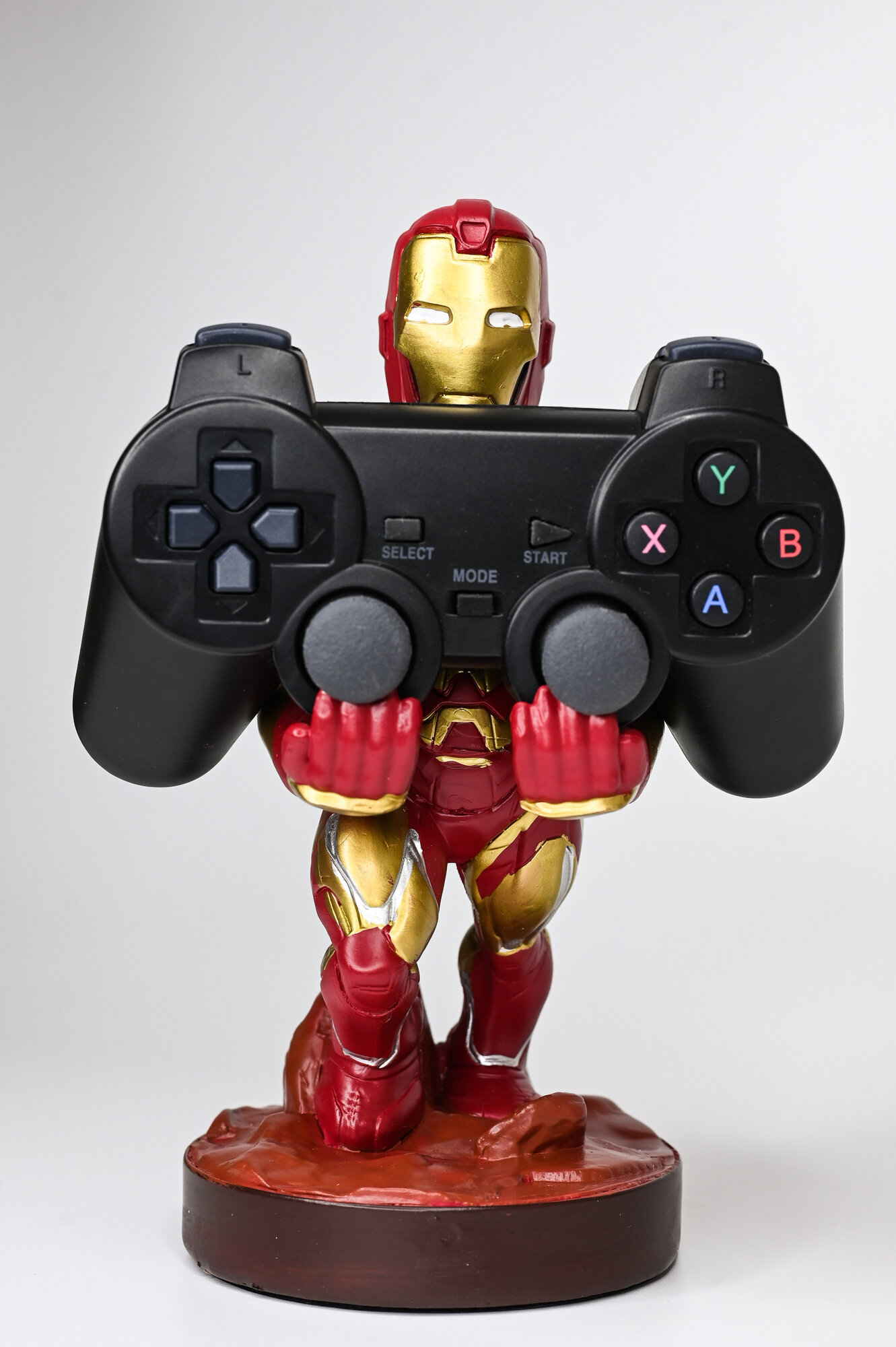 Подставка для джойстика Железный Человек ps 5 / ps 4 / Xbox, держатель для телефона / геймпада (20 сантиметров)