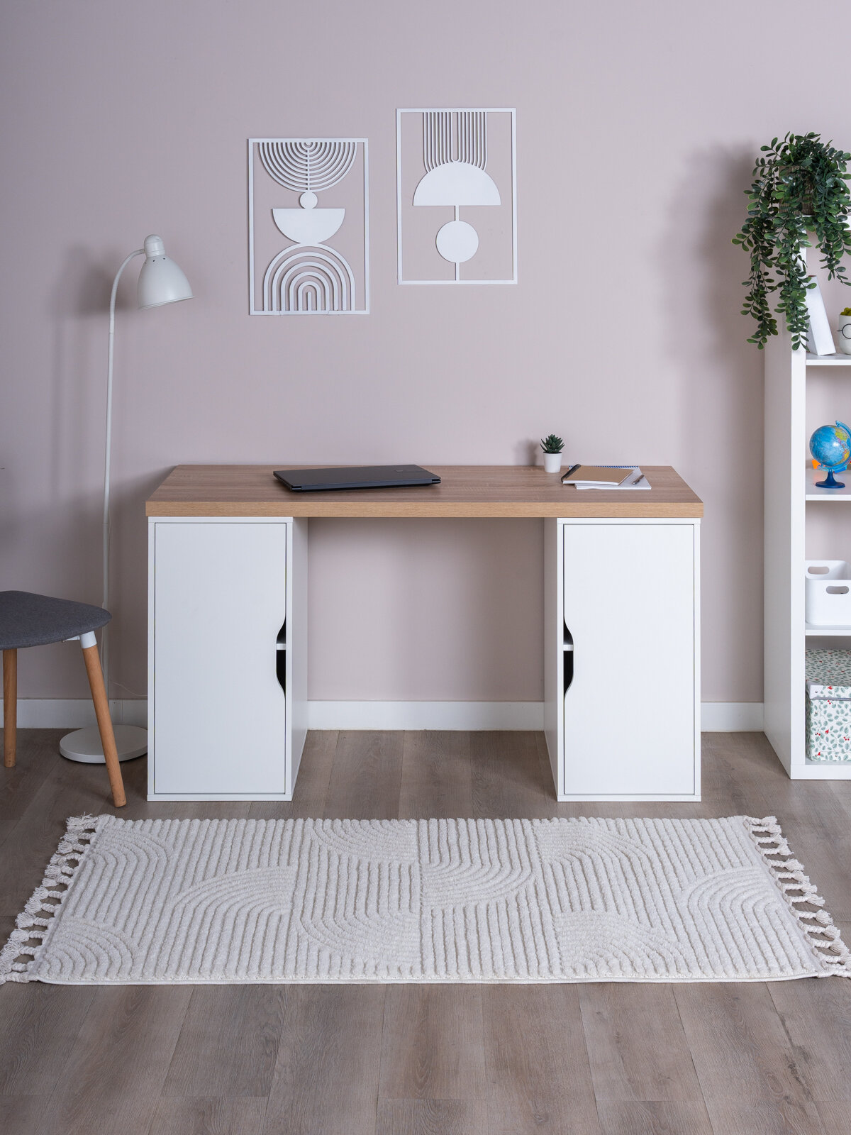 Стол письменный ГУД лакк Ингар с двумя дверцами, 140x75x55, белый, столешница дуб беленый