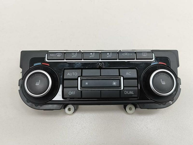 Блок управления климатической установкой Volkswagen Golf 6 5K 2009-2013