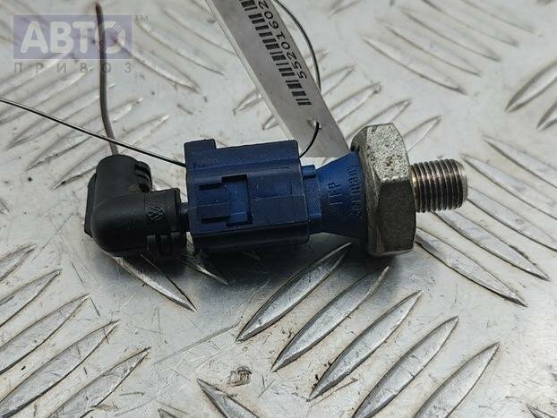 Датчик давления масла Skoda Octavia mk3 (A7 5E) 2013-2020