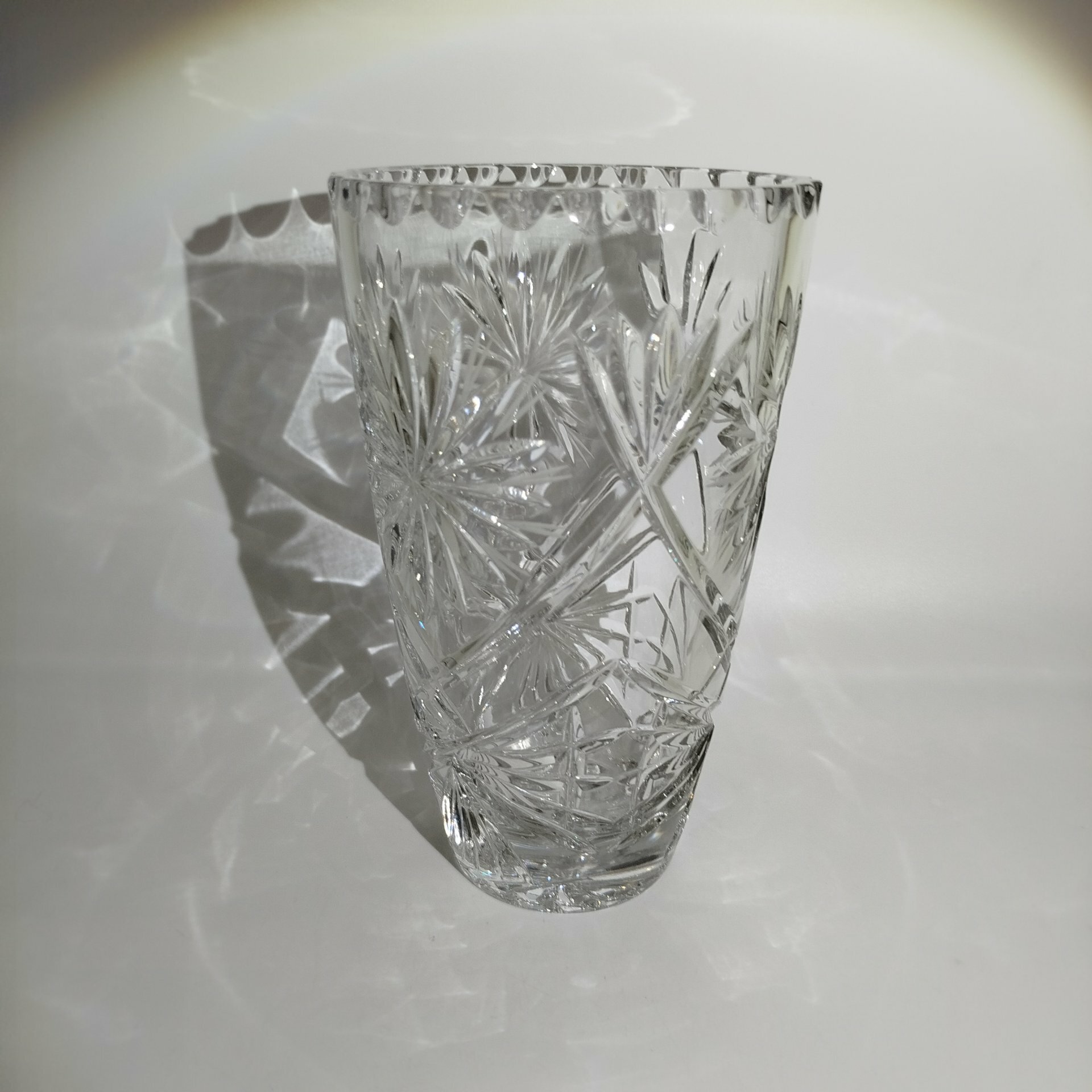 Ваза для цветов с рельефным цветочным декором, хрусталь, алмазная грань, Россия