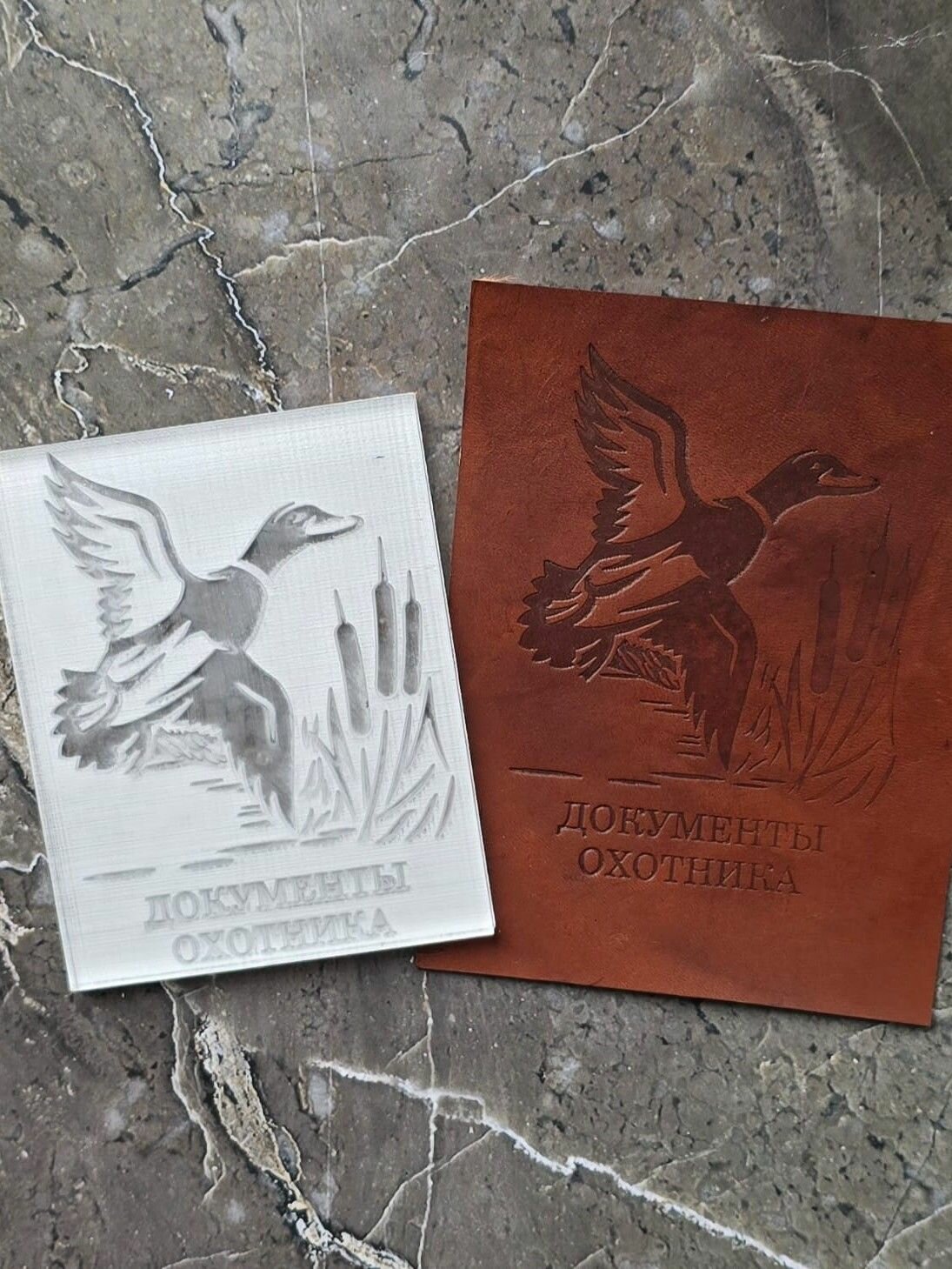 Акриловое клише для тиснения по коже Документы охотника. Подходит для изготовления и оформления обложек.