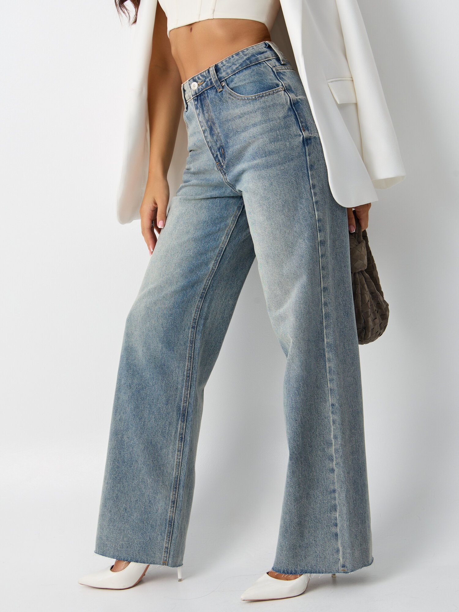 Джинсы трубы 