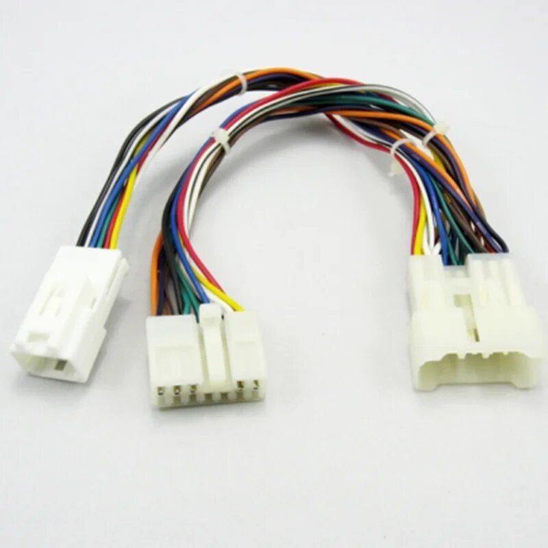 Yatour для Toyota маленького и большого Y-образного кабеля (YT-SBY) для Toyota/Lexus с штекером в центральном подлокотнике