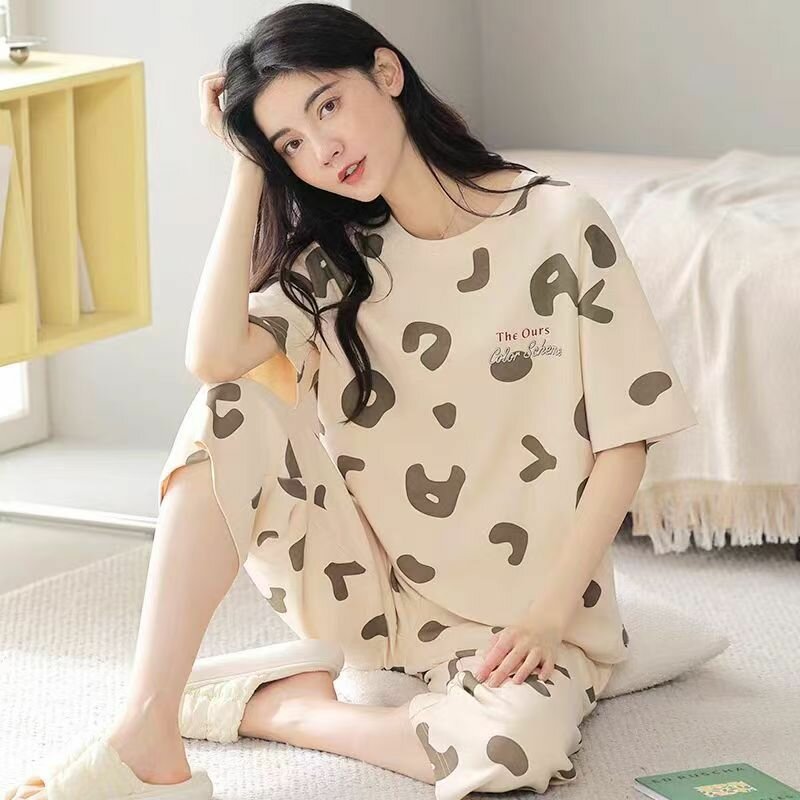 Женский комплект одежды для дома с рисунком из мультфильма "Весенние и осенние" с короткими рукавами, укороченными брюками и круглыми завязками, размер:2XL