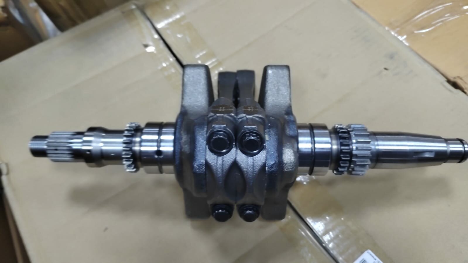 Вал коленчатый (метка "B"), арт. 0800-041000-10021