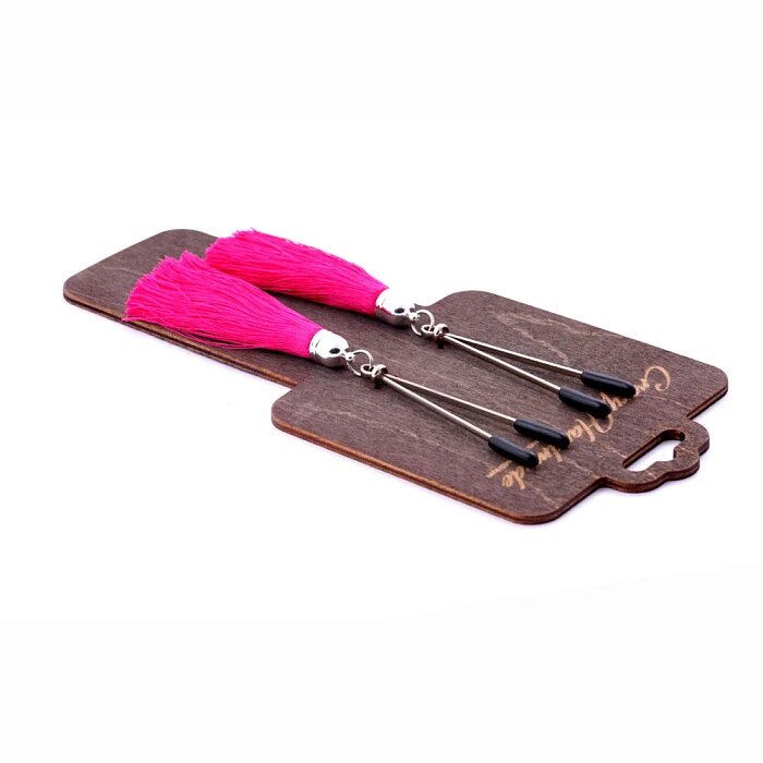 Зажимы-«вилки» на соски с темно-розовыми кисточками из шелка