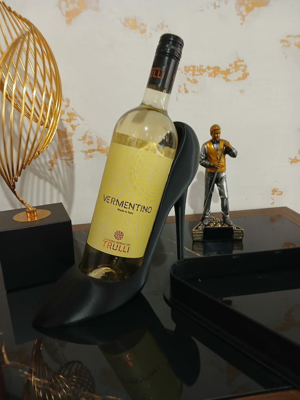 Статуэтка подставка под вино "туфелька" классик