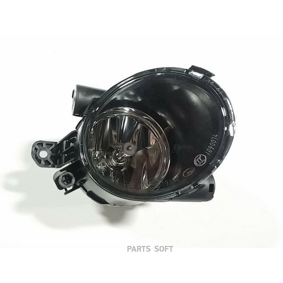 Фара противотуманная правая от официального дистрибьютора, VOLVO, артикул 31213102