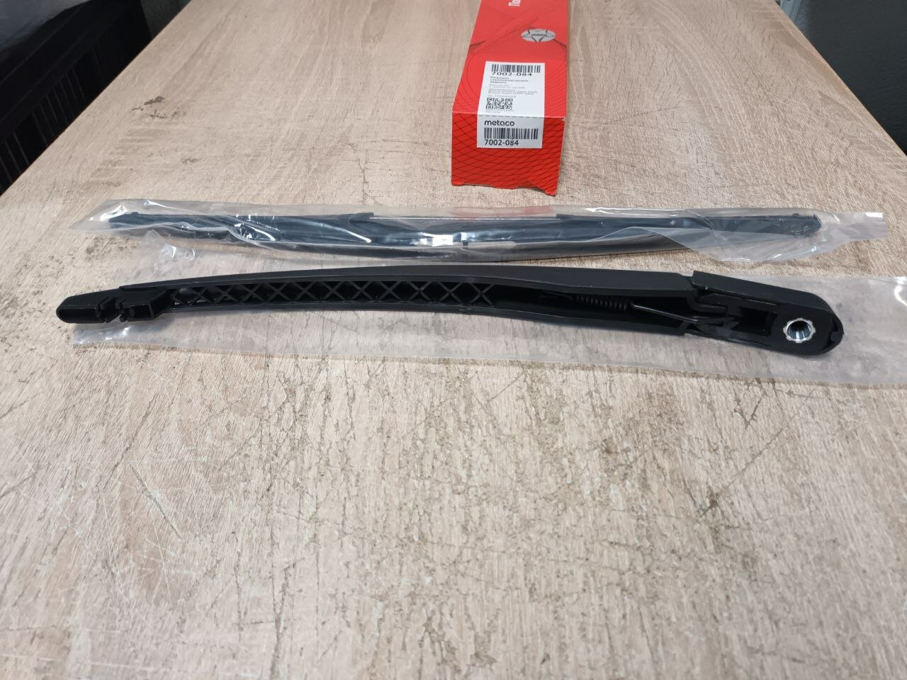 Поводок стеклоочистителя заднего Рено Сандеро 2009-2014 гг . Metaco