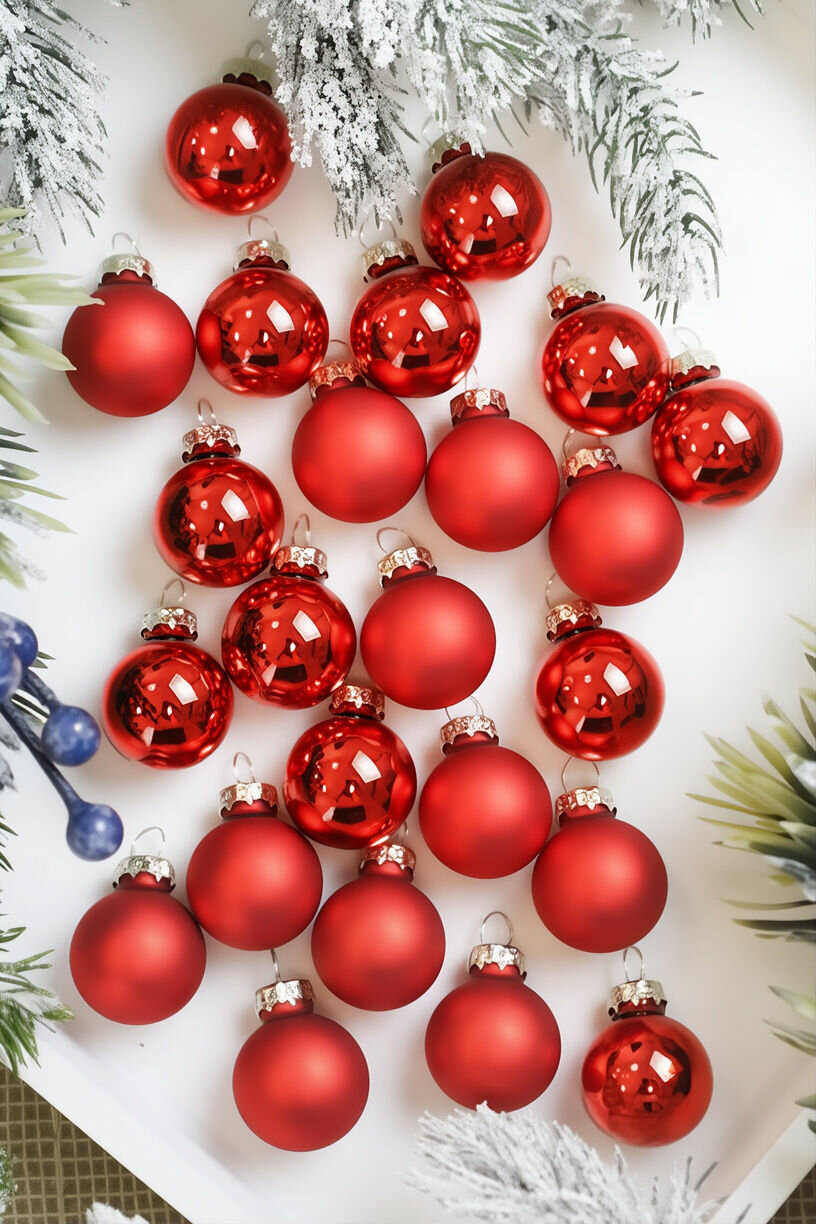 Стеклянные шары делюкс матовые и глянцевые, цвет: красный, 25 мм, упаковка 24 шт, Winter Deco 010256