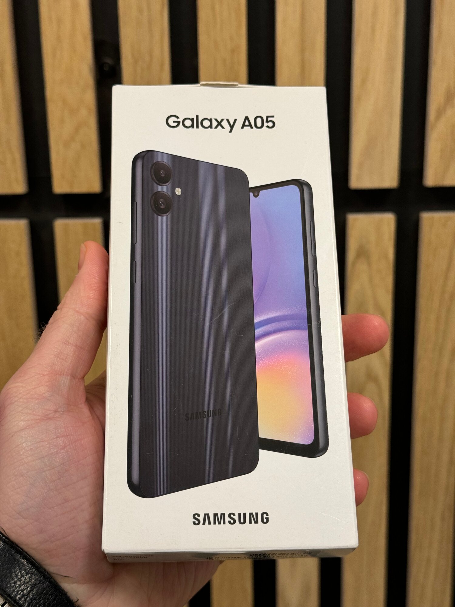 Смартфон Samsung Galaxy A05 6/128 ГБ, Dual nano SIM, черный