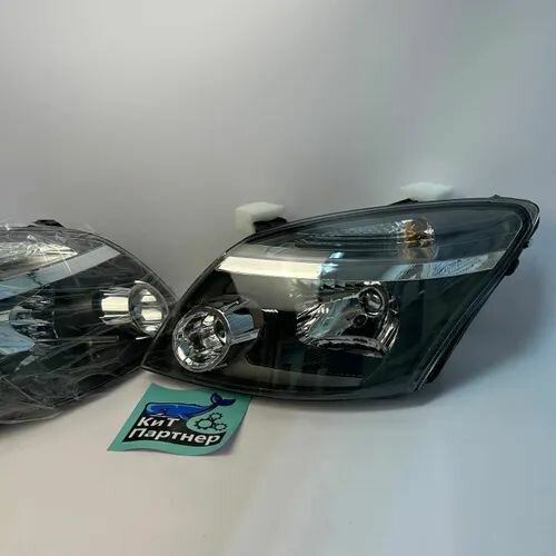 Фары автомобильные