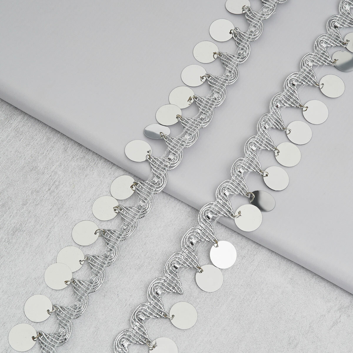 3Al214 Тесьма металлизированная с пайетками 3,5см*9,14м (серебро), 9.14 м