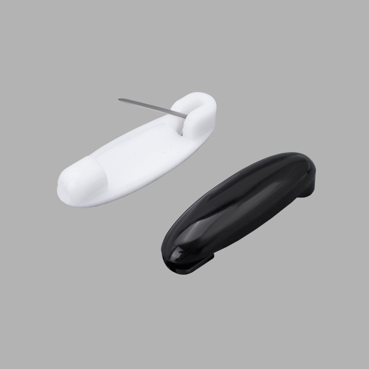 Булавки для постельного белья безопасные, длина 3,5 см, цвет белый/черный, 6 штук