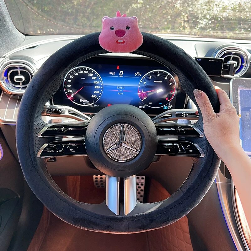 Плюшевая накидка на руль с бобром для авто - черный, универсальное крепление, зимняя теплоизоляция, нескользящая