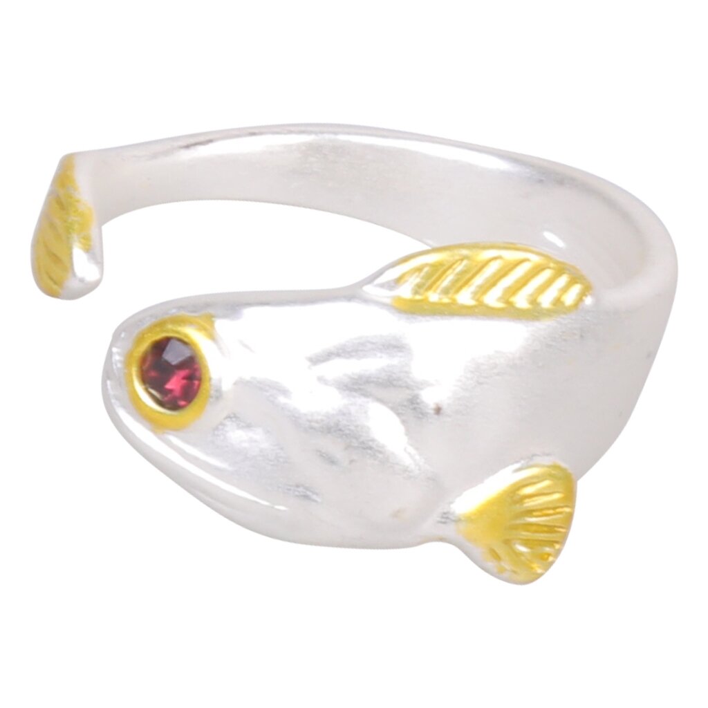 Двухцветная золотая рыбка, открывающая регулируемое кольцо для животных