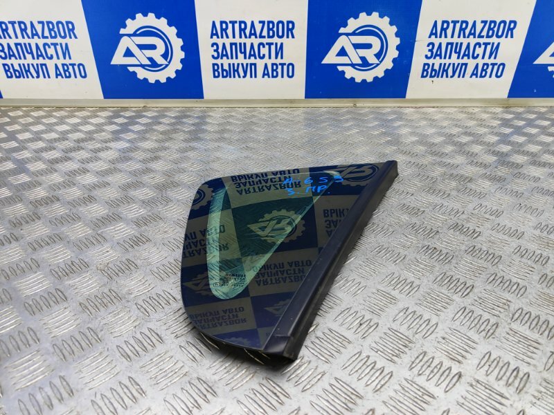 Б/У Стекло кузовное заднее правое Renault Scenic 2 JM / Рено Сценик 2 JM 1.6 K4M812 113 Л.С 2007