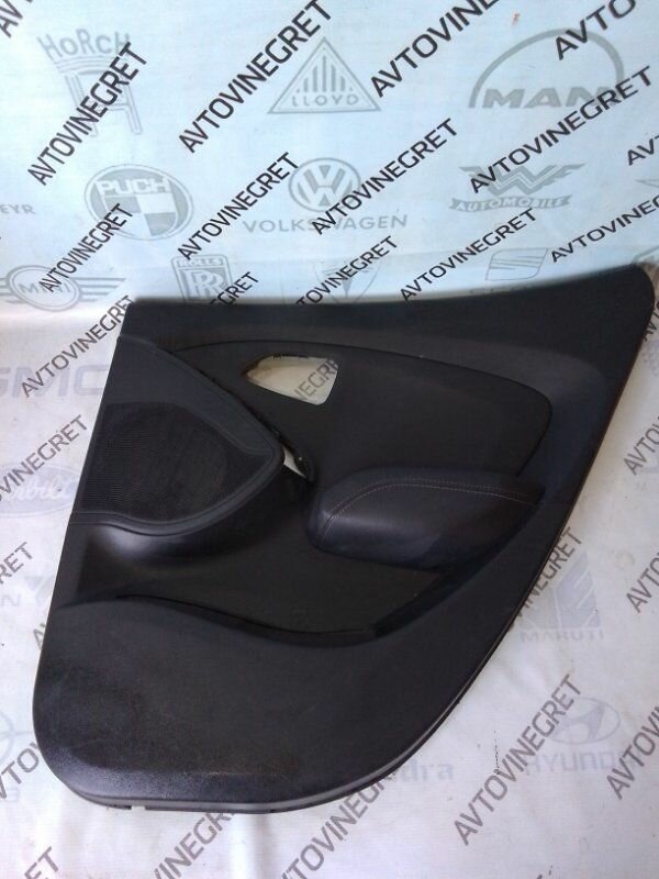 Обшивка двери задней правой Hyundai ix35 Б/У с пробегом