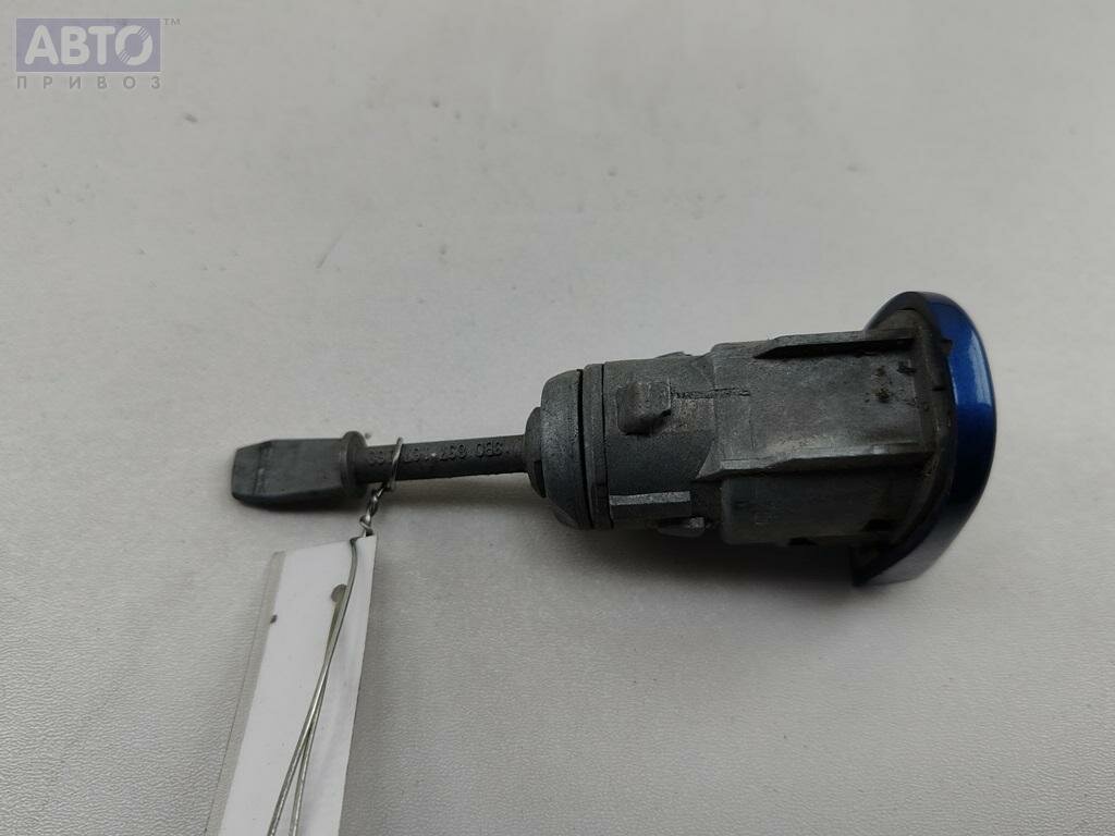 Личинка замка Volkswagen Passat B5