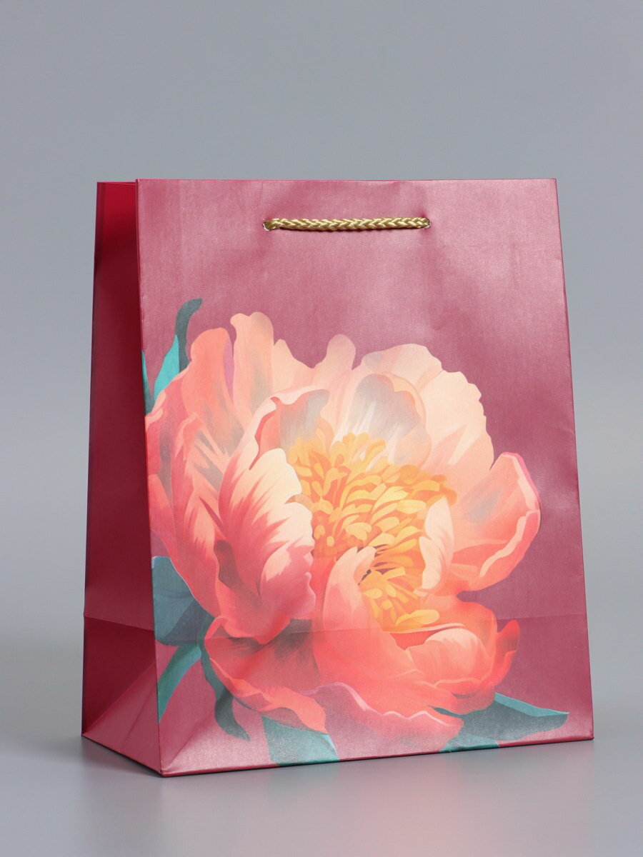 Пакет подарочный ламинированный "Пион", бордовый, 18x22.3x10 см