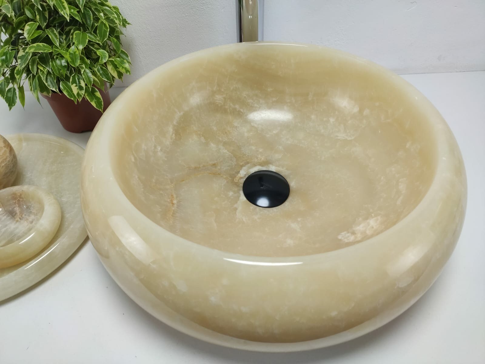 Раковина INDO-MARKET из натурального оникса круглая 45х45х15 019980