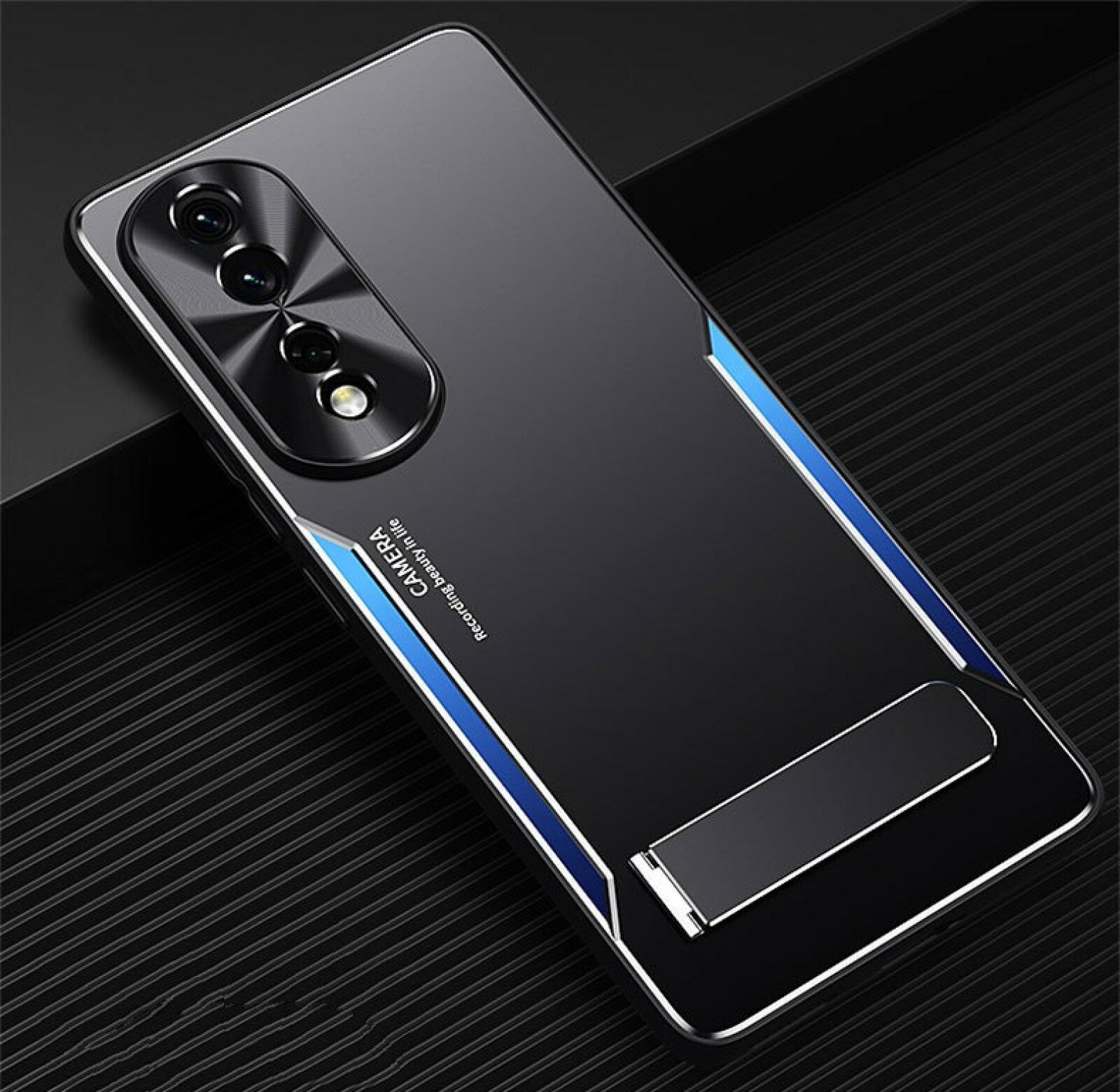 Металлическая задняя панель-накладка MyPads Metallo di Lusso для Honor 90 из авиационного алюминия черная с синими вставками